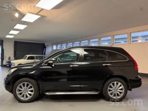 Melns Honda CR-V 2011 Rīga, ar dzinēja tilpumu 2.20 L un nobraukumu 200 tūkst. km par 7780 €, foto 9 vietnē AUTOMOTO.COM.LV