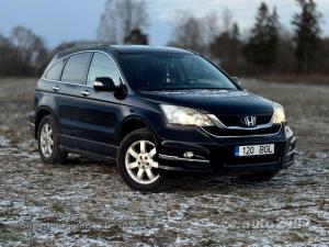 Black Honda CR-V 2012 in Tallinn, with an engine capacity of 2.00 L and mileage of 108 thousand km for 8750 €, photo 6 on AUTOMOTO.COM.LV