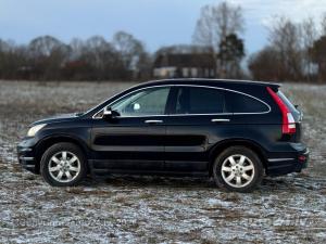 Black Honda CR-V 2012 in Tallinn, with an engine capacity of 2.00 L and mileage of 108 thousand km for 8750 €, photo 7 on AUTOMOTO.COM.LV