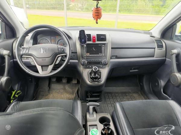 Melns Honda CR-V 2012 Viļņa, ar dzinēja tilpumu 2.20 L un nobraukumu 339 tūkst. km par 5900 €, foto 7 vietnē AUTOMOTO.COM.LV