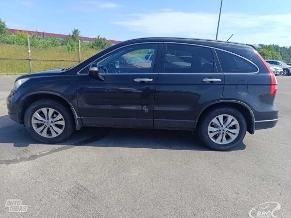 Black Honda CR-V 2012 in Avizieniai, with an engine capacity of 2.20 L and mileage of 339 thousand km for 5900 €, photo 2 on AUTOMOTO.COM.LV