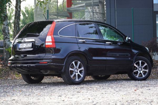 Melns Honda CR-V 2012 Rīga, ar dzinēja tilpumu 2.20 L un nobraukumu 259 tūkst. km par 7190 €, foto 8 vietnē AUTOMOTO.COM.LV