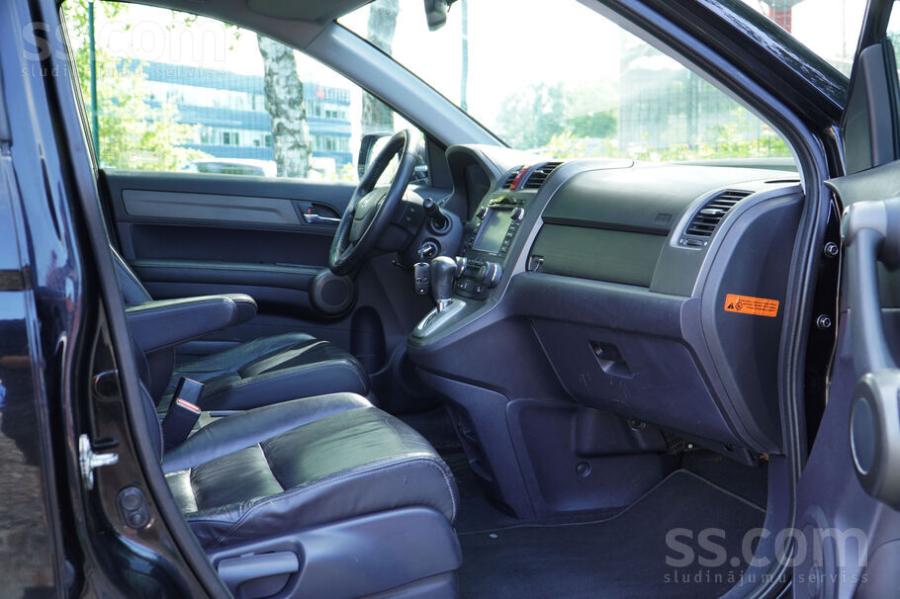 Melns Honda CR-V 2012 Rīga, ar dzinēja tilpumu 2.20 L un nobraukumu 259 tūkst. km par 7190 €, foto 15 vietnē AUTOMOTO.COM.LV