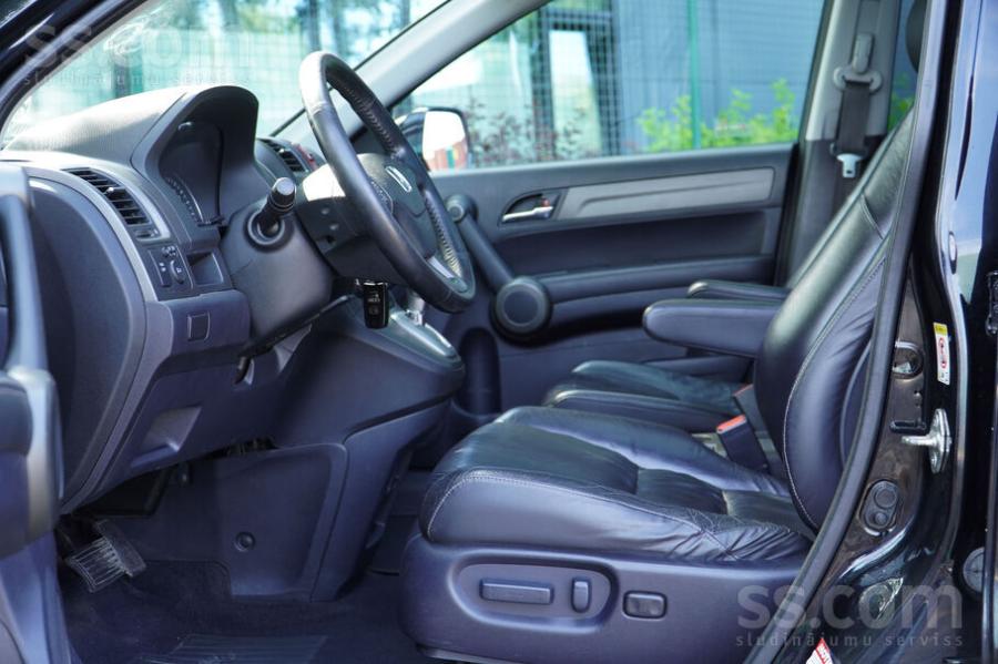 Melns Honda CR-V 2012 Rīga, ar dzinēja tilpumu 2.20 L un nobraukumu 259 tūkst. km par 7190 €, foto 17 vietnē AUTOMOTO.COM.LV