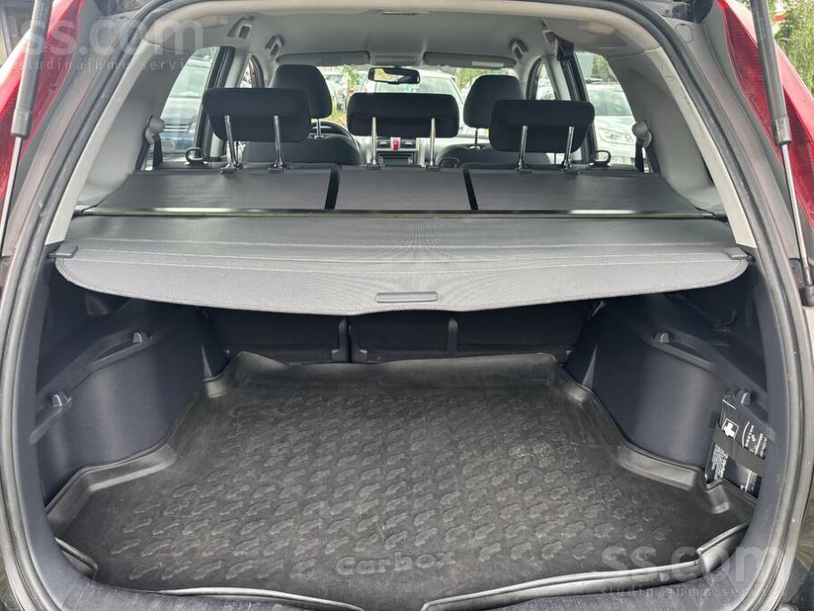 Black Honda CR-V 2012 in Ogre, with an engine capacity of 2.20 L and mileage of 264 thousand km for 7100 €, photo 15 on AUTOMOTO.COM.LV