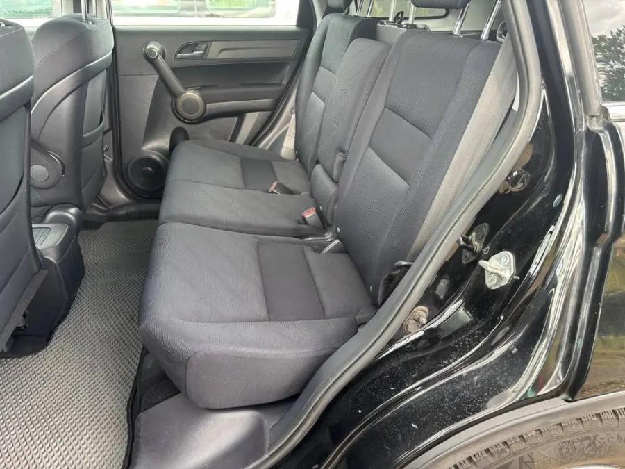 Black Honda CR-V 2012 in Ogre, with an engine capacity of 2.20 L and mileage of 264 thousand km for 7100 €, photo 13 on AUTOMOTO.COM.LV
