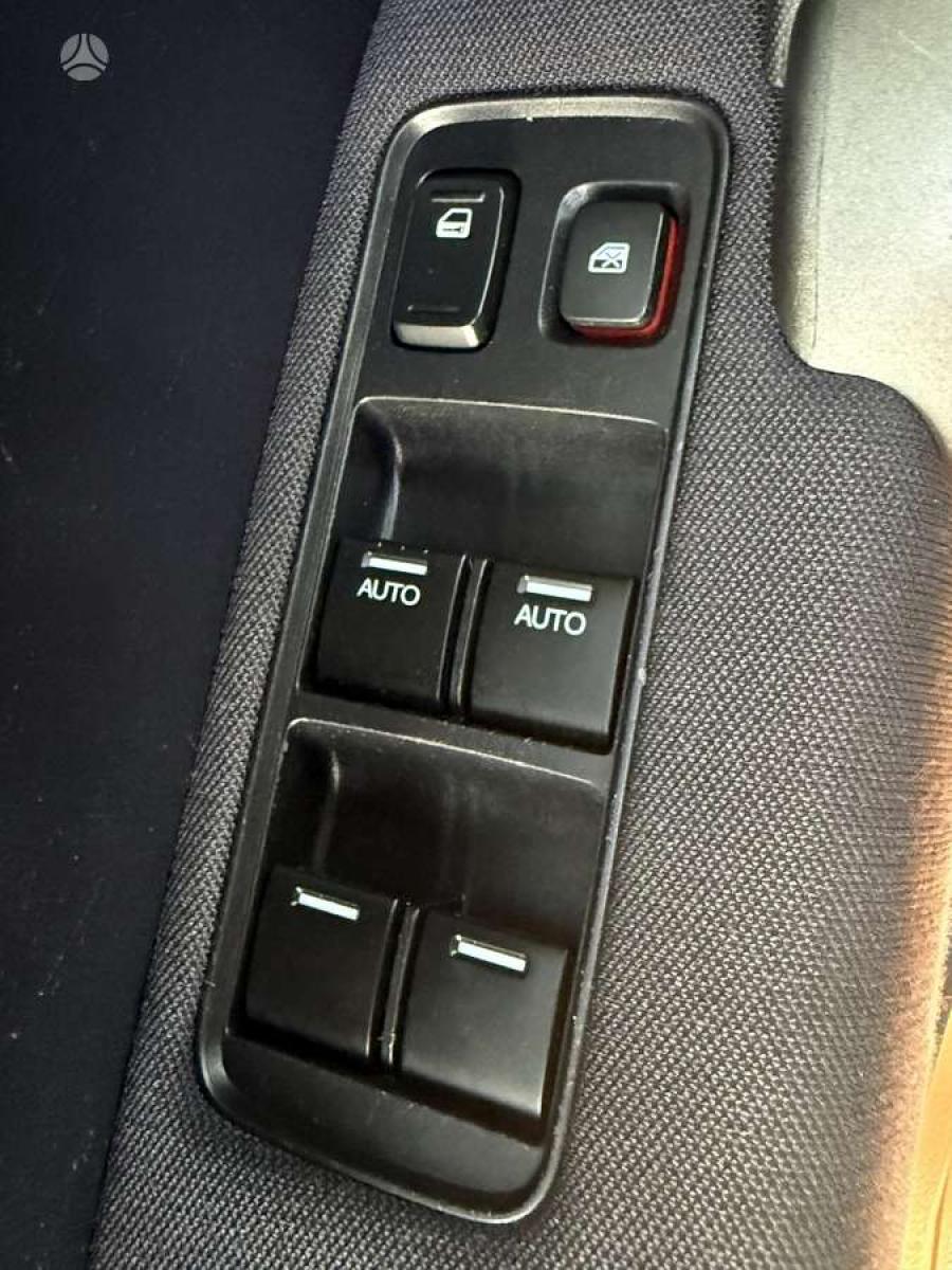 Black Honda CR-V 2012 in Kaunas, with an engine capacity of 2.20 L and mileage of 184 thousand km for 6999 €, photo 30 on AUTOMOTO.COM.LV