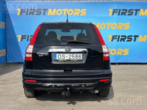 Melns Honda CR-V 2012 Rīga, ar dzinēja tilpumu 2.20 L un nobraukumu 222 tūkst. km par 7950 €, foto 5 vietnē AUTOMOTO.COM.LV