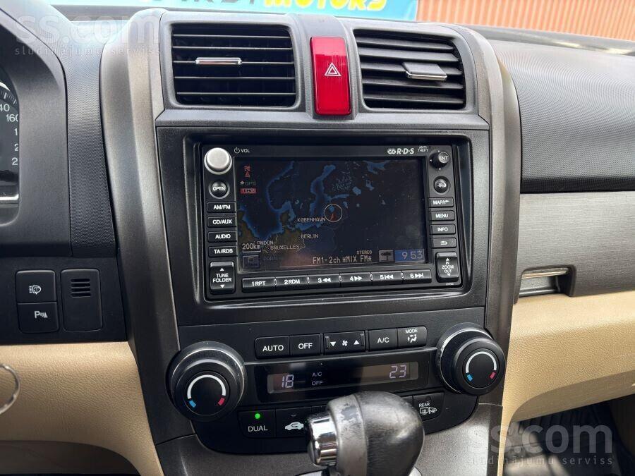 Melns Honda CR-V 2012 Rīga, ar dzinēja tilpumu 2.20 L un nobraukumu 222 tūkst. km par 7950 €, foto 17 vietnē AUTOMOTO.COM.LV