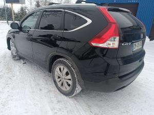 Melns Honda CR-V 2013 Šauļi, ar dzinēja tilpumu 2.20 L un nobraukumu 249 tūkst. km par 8700 €, foto 3 vietnē AUTOMOTO.COM.LV
