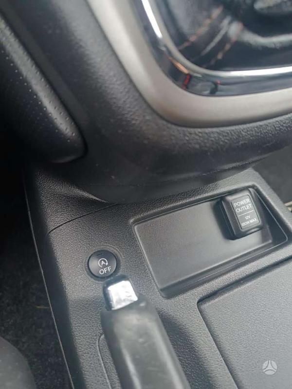 Black Honda CR-V 2013 in Siauliai, with an engine capacity of 2.20 L and mileage of 249 thousand km for 8700 €, photo 11 on AUTOMOTO.COM.LV