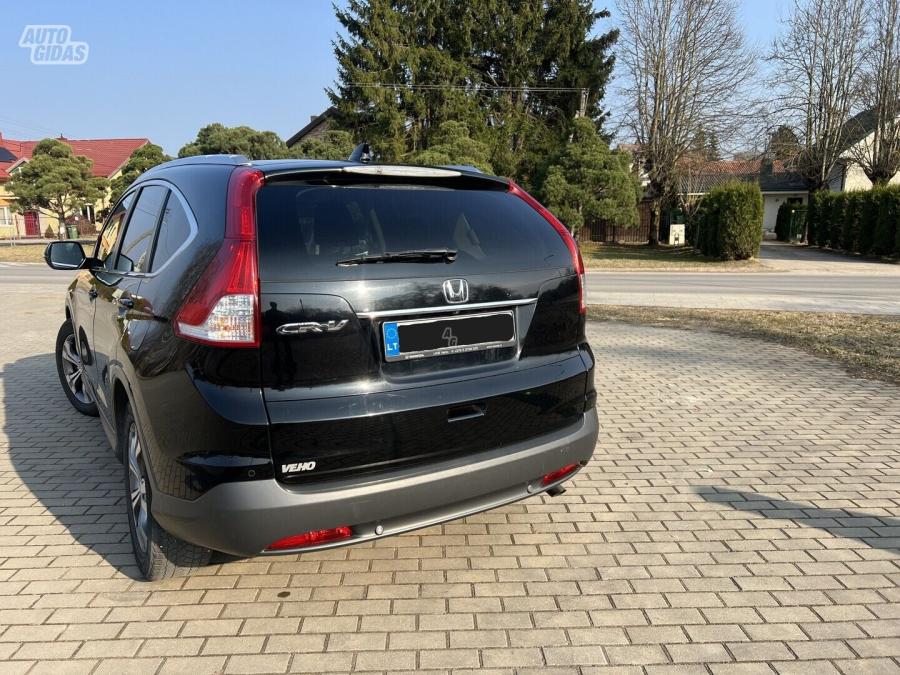 Melns Honda CR-V 2013 Viļņa, ar dzinēja tilpumu 2.20 L un nobraukumu 143 tūkst. km par 15500 €, foto 6 vietnē AUTOMOTO.COM.LV
