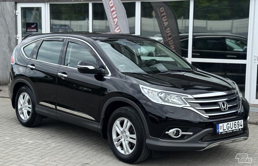 Black Honda CR-V 2013 in Radviliskis, with an engine capacity of 2.20 L and mileage of 218 thousand km for 9250 €, photo 7 on AUTOMOTO.COM.LV