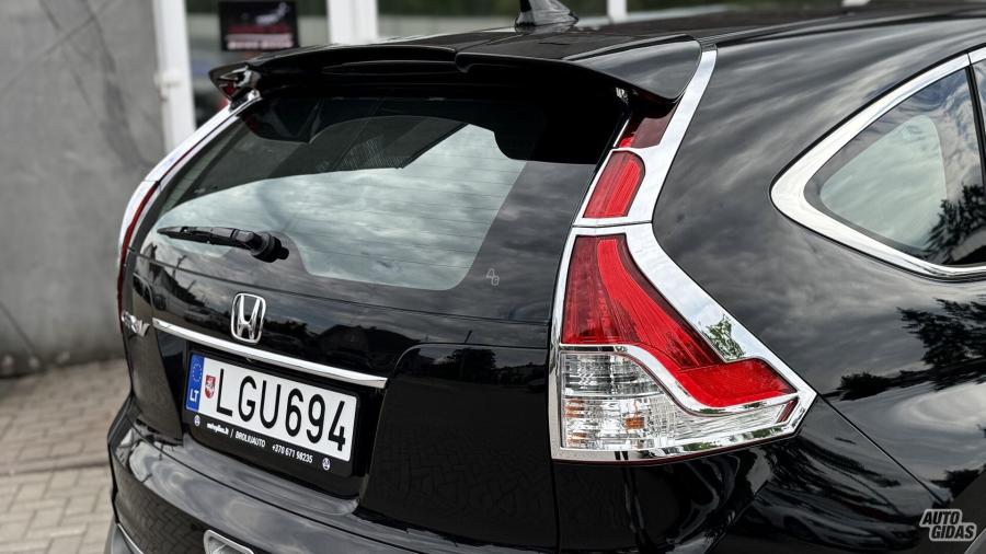 Black Honda CR-V 2013 in Radviliskis, with an engine capacity of 2.20 L and mileage of 218 thousand km for 9250 €, photo 15 on AUTOMOTO.COM.LV
