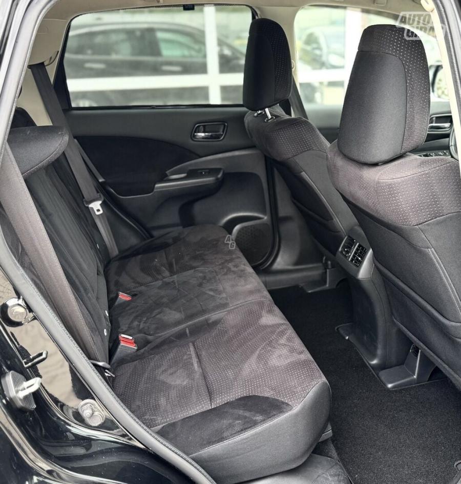 Black Honda CR-V 2013 in Radviliskis, with an engine capacity of 2.20 L and mileage of 218 thousand km for 9250 €, photo 32 on AUTOMOTO.COM.LV