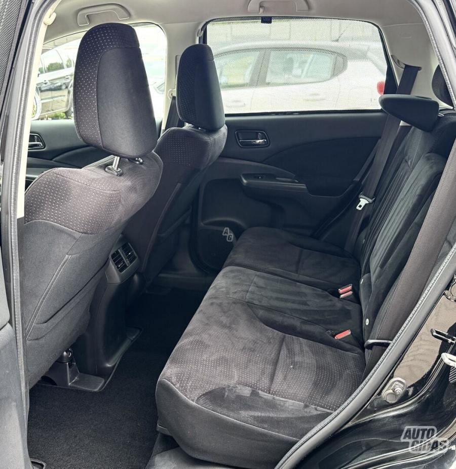 Black Honda CR-V 2013 in Radviliskis, with an engine capacity of 2.20 L and mileage of 218 thousand km for 9250 €, photo 33 on AUTOMOTO.COM.LV