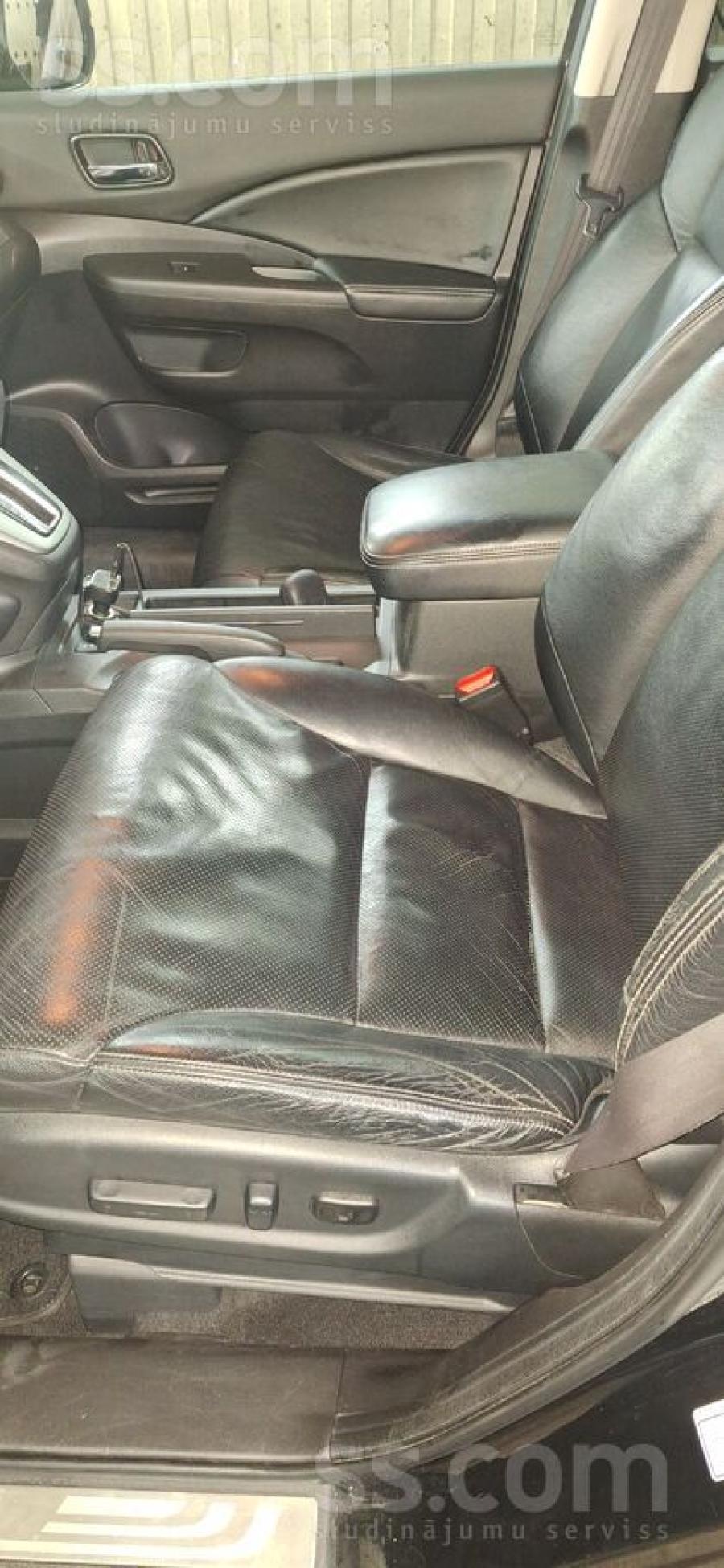 Melns Honda CR-V 2013 Rīga, ar dzinēja tilpumu 2.20 L un nobraukumu 225 tūkst. km par 10500 €, foto 5 vietnē AUTOMOTO.COM.LV