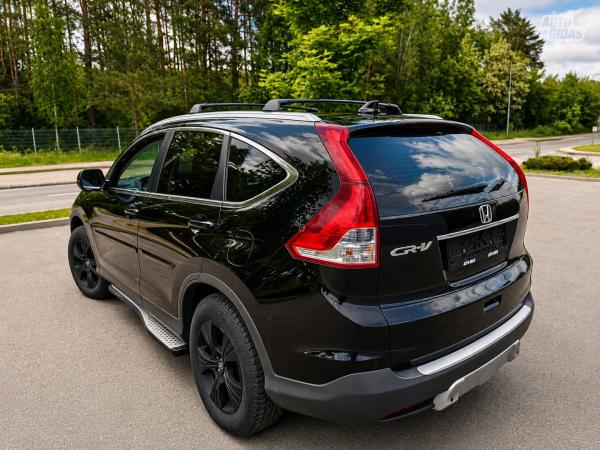 Melns Honda CR-V 2013 Viļņa, ar dzinēja tilpumu 2.20 L un nobraukumu 222 tūkst. km par 9950 €, foto 1 vietnē AUTOMOTO.COM.LV