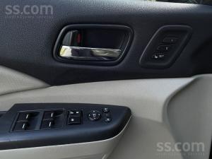 Melns Honda CR-V 2013 Rīga, ar dzinēja tilpumu 2.00 L un nobraukumu 250 tūkst. km par 8500 €, foto 12 vietnē AUTOMOTO.COM.LV