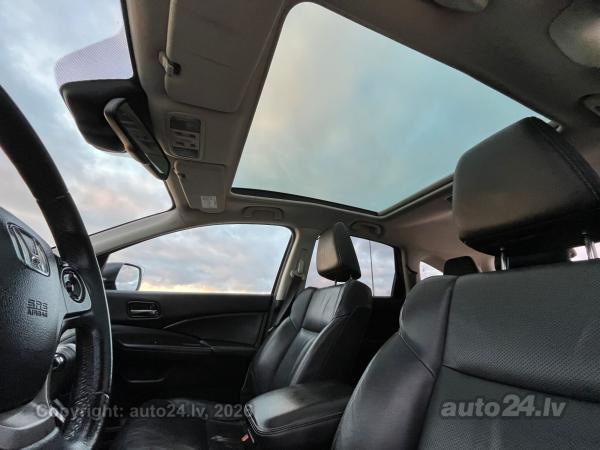 Black Honda CR-V 2013 in Tallinn, with an engine capacity of 2.00 L and mileage of 268 thousand km for 9000 €, photo 9 on AUTOMOTO.COM.LV