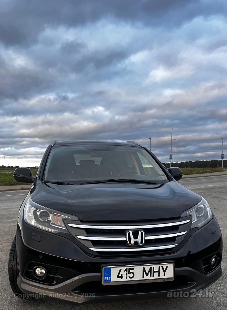 Melns Honda CR-V 2013 Tallina, ar dzinēja tilpumu 2.00 L un nobraukumu 268 tūkst. km par 9000 €, foto 17 vietnē AUTOMOTO.COM.LV