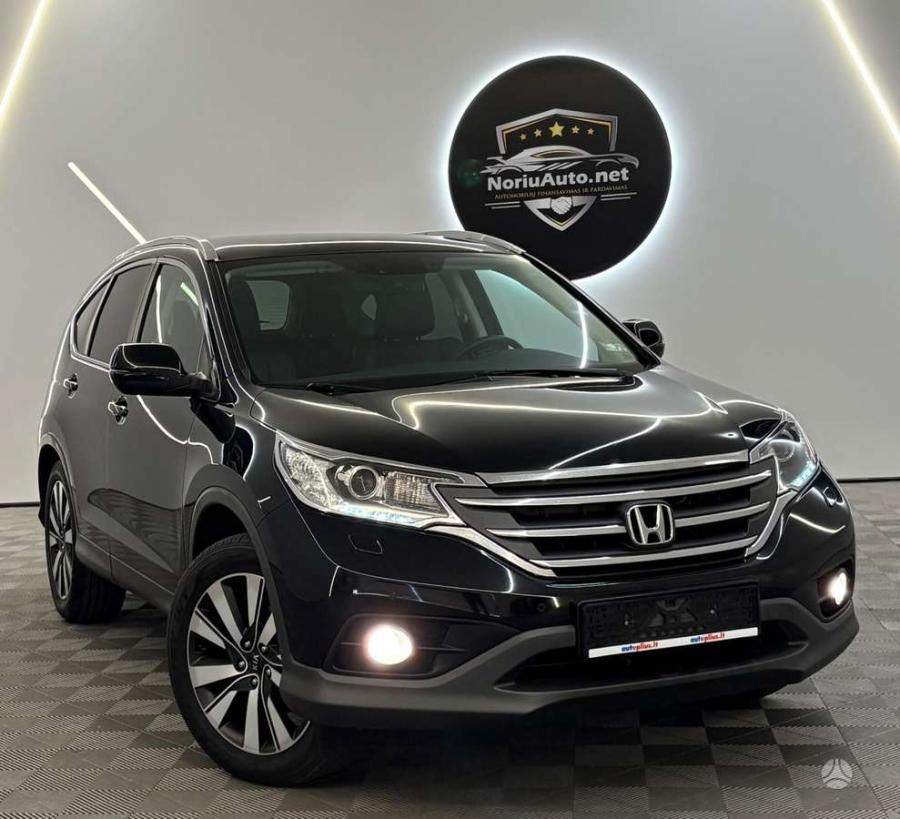 Black Honda CR-V 2013 in Marijampole, with an engine capacity of 2.20 L and mileage of 281 thousand km for 10950 €, photo 1 on AUTOMOTO.COM.LV