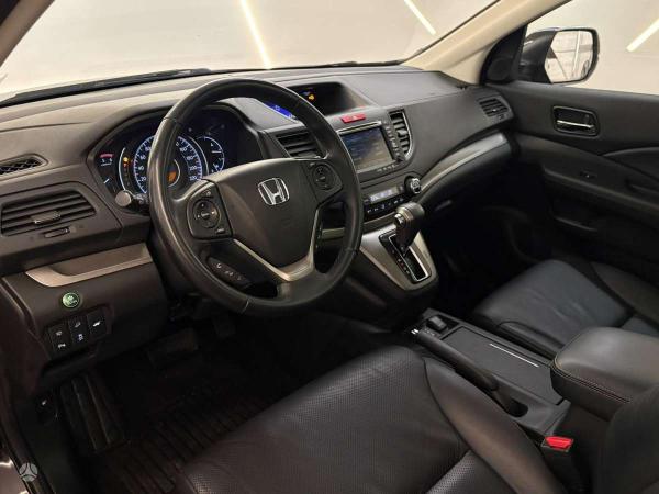Black Honda CR-V 2013 in Marijampole, with an engine capacity of 2.20 L and mileage of 281 thousand km for 10950 €, photo 2 on AUTOMOTO.COM.LV