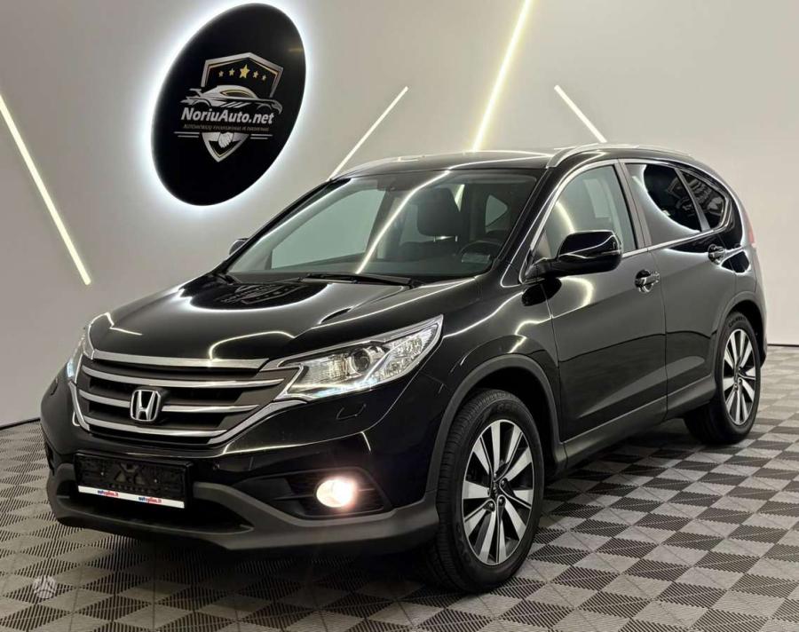 Black Honda CR-V 2013 in Marijampole, with an engine capacity of 2.20 L and mileage of 281 thousand km for 10950 €, photo 9 on AUTOMOTO.COM.LV