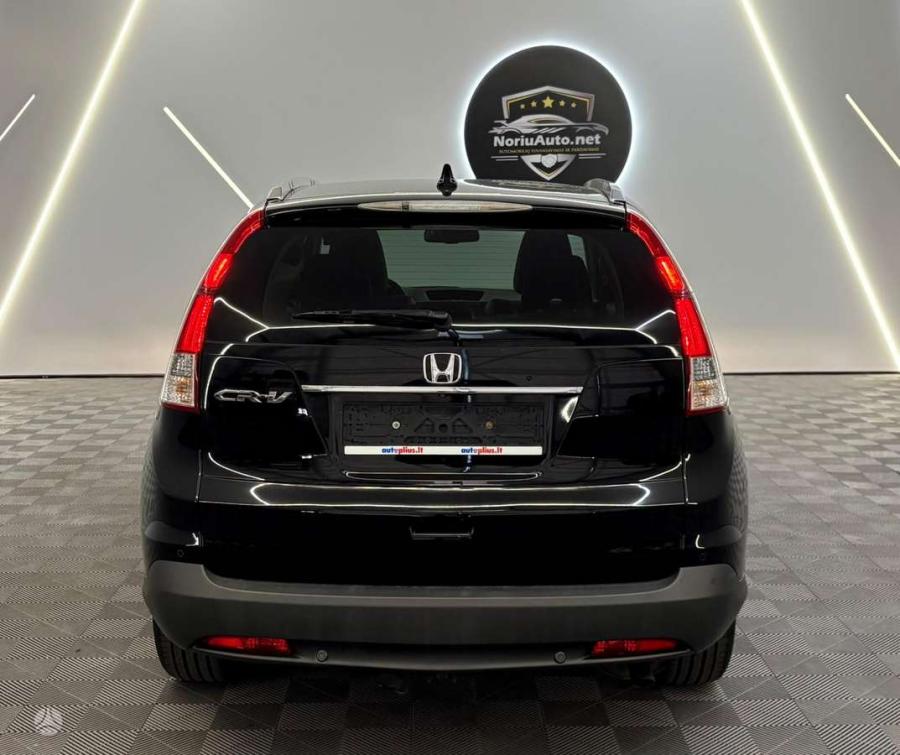 Black Honda CR-V 2013 in Marijampole, with an engine capacity of 2.20 L and mileage of 281 thousand km for 10950 €, photo 31 on AUTOMOTO.COM.LV