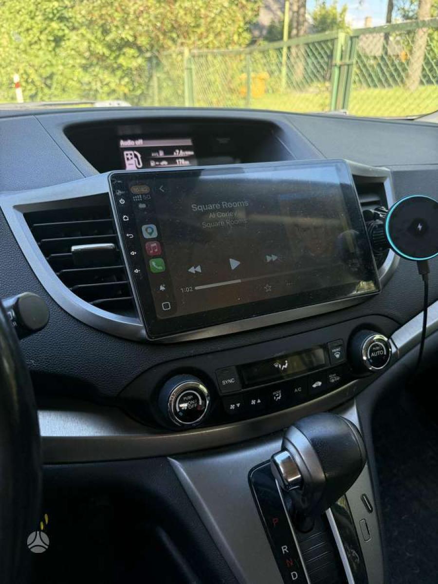 Black Honda CR-V 2013 in Vilnius, with an engine capacity of 2.20 L and mileage of 310 thousand km for 9000 €, photo 3 on AUTOMOTO.COM.LV