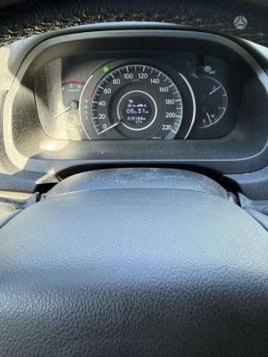 Black Honda CR-V 2013 in Vilnius, with an engine capacity of 2.20 L and mileage of 310 thousand km for 9000 €, photo 7 on AUTOMOTO.COM.LV