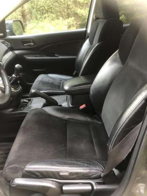 Black Honda CR-V 2013 in Utena, with an engine capacity of 2.20 L and mileage of 278 thousand km for 7300 €, photo 9 on AUTOMOTO.COM.LV