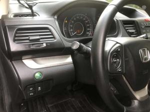Black Honda CR-V 2013 in Utena, with an engine capacity of 2.20 L and mileage of 278 thousand km for 7300 €, photo 12 on AUTOMOTO.COM.LV