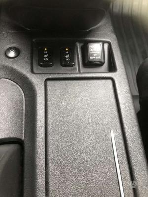 Black Honda CR-V 2013 in Utena, with an engine capacity of 2.20 L and mileage of 278 thousand km for 7300 €, photo 18 on AUTOMOTO.COM.LV