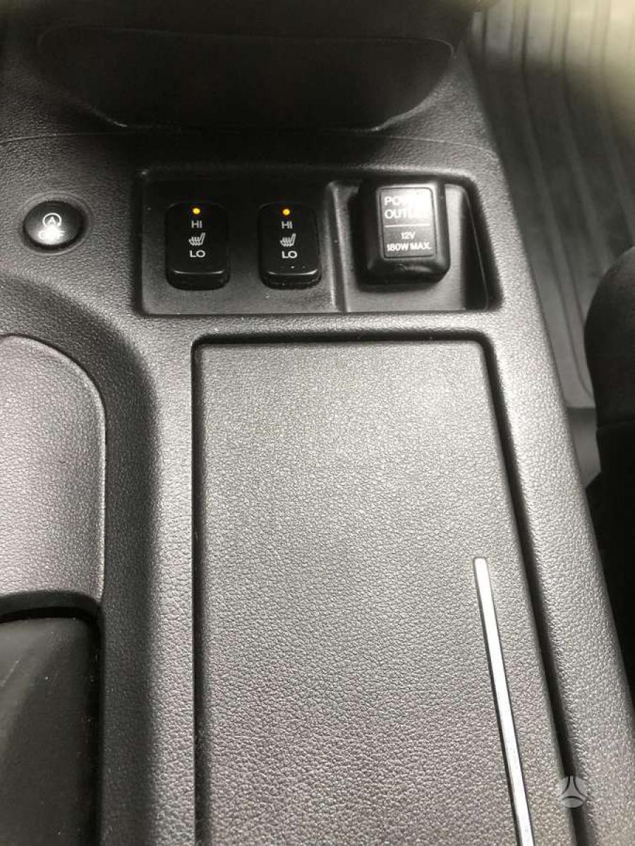 Black Honda CR-V 2013 in Utena, with an engine capacity of 2.20 L and mileage of 278 thousand km for 7300 €, photo 18 on AUTOMOTO.COM.LV