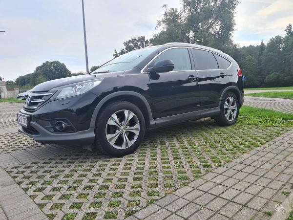 Black Honda CR-V 2013 in Kaunas, with an engine capacity of 2.00 L and mileage of 286 thousand km for 9500 €, photo 5 on AUTOMOTO.COM.LV