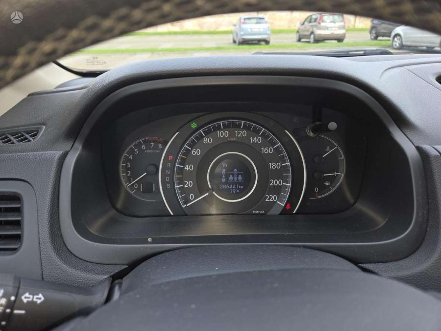 Melns Honda CR-V 2013 Kauņa, ar dzinēja tilpumu 2.00 L un nobraukumu 286 tūkst. km par 9500 €, foto 8 vietnē AUTOMOTO.COM.LV