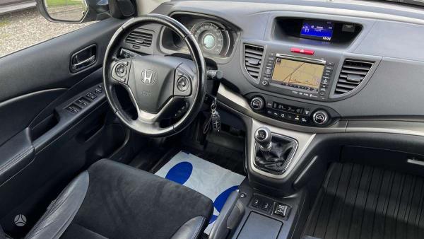 Black Honda CR-V 2013 in Marijampole, with an engine capacity of 2.20 L and mileage of 291 thousand km for 9800 €, photo 3 on AUTOMOTO.COM.LV