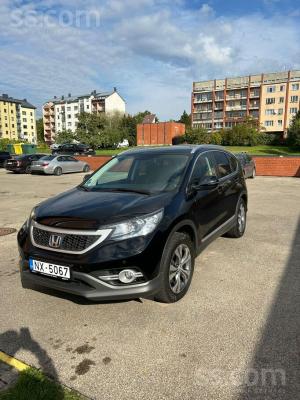 Melns Honda CR-V 2013 Ogre, ar dzinēja tilpumu 2.20 L un nobraukumu 187 tūkst. km par 12400 €, foto 4 vietnē AUTOMOTO.COM.LV
