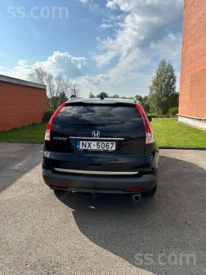 Melns Honda CR-V 2013 Ogre, ar dzinēja tilpumu 2.20 L un nobraukumu 187 tūkst. km par 12400 €, foto 6 vietnē AUTOMOTO.COM.LV