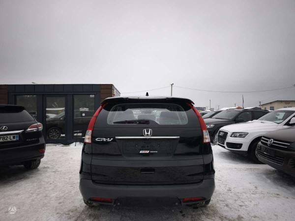 Melns Honda CR-V 2014 Viļņa, ar dzinēja tilpumu 2.00 L un nobraukumu 149 tūkst. km par 13450 €, foto 5 vietnē AUTOMOTO.COM.LV