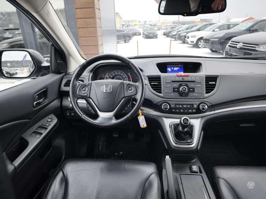 Melns Honda CR-V 2014 Viļņa, ar dzinēja tilpumu 2.00 L un nobraukumu 149 tūkst. km par 13450 €, foto 19 vietnē AUTOMOTO.COM.LV