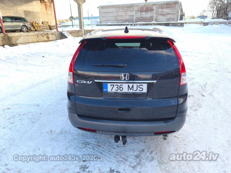 Melns Honda CR-V 2014 Tallina, ar dzinēja tilpumu 2.00 L un nobraukumu 98 tūkst. km par 10990 €, foto 7 vietnē AUTOMOTO.COM.LV