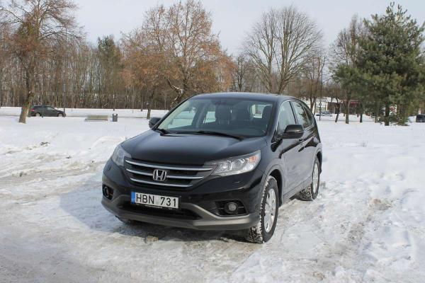 Black Honda CR-V 2014 in Kaunas, with an engine capacity of 1.60 L and mileage of 316 thousand km for 10900 €, photo 2 on AUTOMOTO.COM.LV