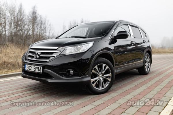 Melns Honda CR-V 2014 Tallina, ar dzinēja tilpumu 2.20 L un nobraukumu 155 tūkst. km par 11900 €, foto 1 vietnē AUTOMOTO.COM.LV
