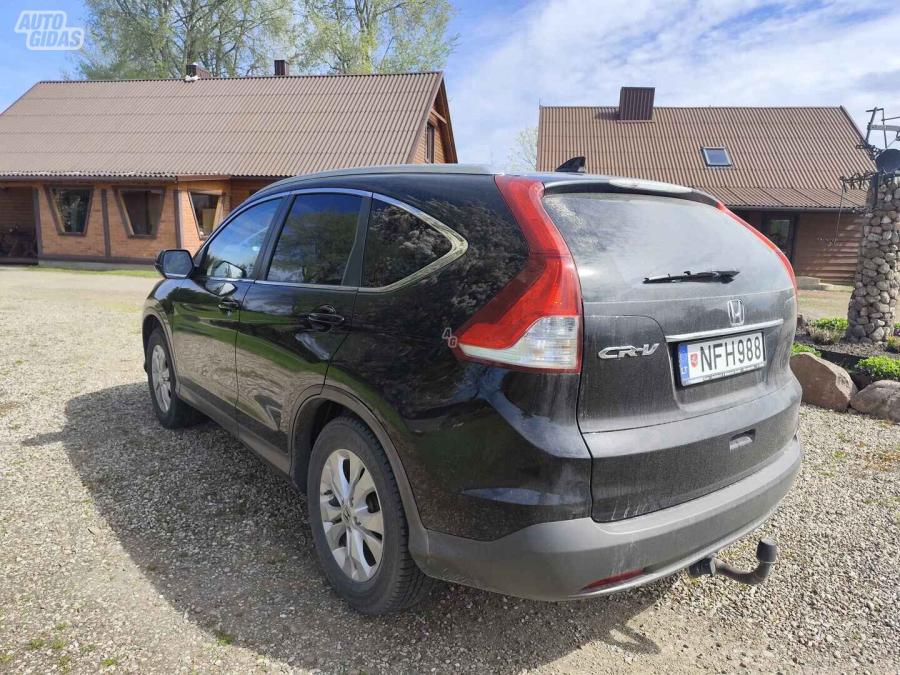 Black Honda CR-V 2014 in Silute, with an engine capacity of 2.20 L and mileage of 277 thousand km for 10000 €, photo 5 on AUTOMOTO.COM.LV