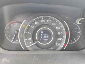 Black Honda CR-V 2014 in Silute, with an engine capacity of 2.20 L and mileage of 277 thousand km for 10000 €, photo 8 on AUTOMOTO.COM.LV