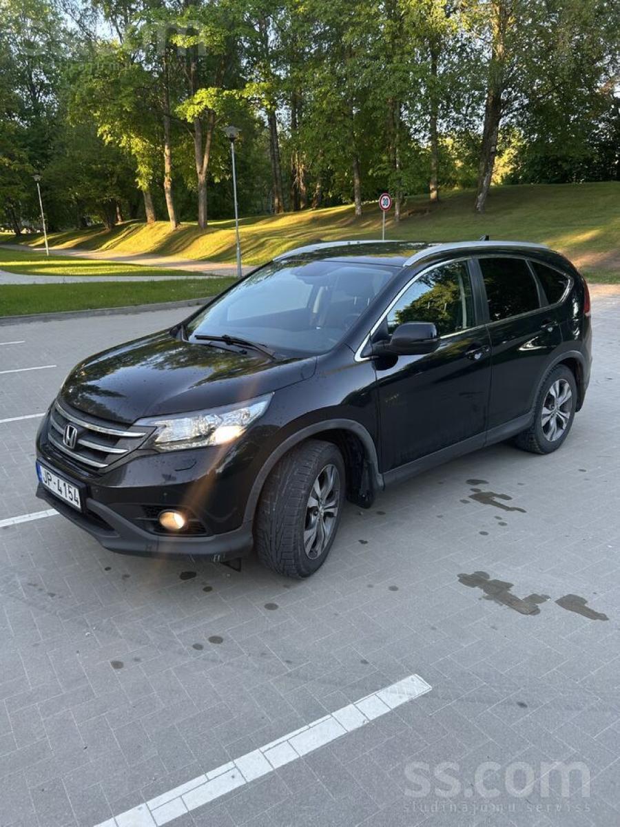 Melns Honda CR-V 2014 Rīga, ar dzinēja tilpumu 1.60 L un nobraukumu 350 tūkst. km par 8900 €, foto 5 vietnē AUTOMOTO.COM.LV