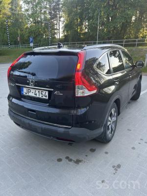 Melns Honda CR-V 2014 Rīga, ar dzinēja tilpumu 1.60 L un nobraukumu 350 tūkst. km par 8900 €, foto 10 vietnē AUTOMOTO.COM.LV