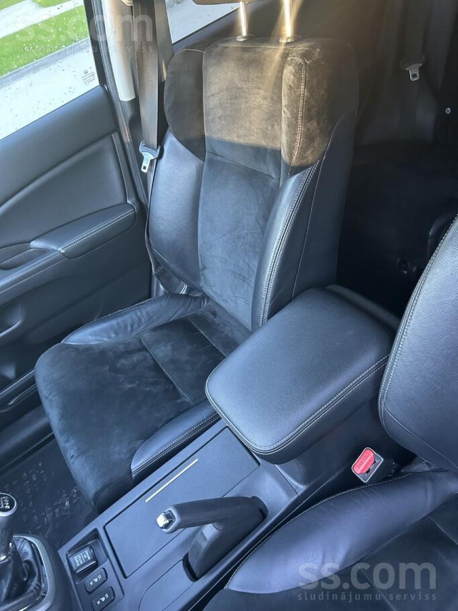 Melns Honda CR-V 2014 Rīga, ar dzinēja tilpumu 1.60 L un nobraukumu 350 tūkst. km par 8900 €, foto 18 vietnē AUTOMOTO.COM.LV